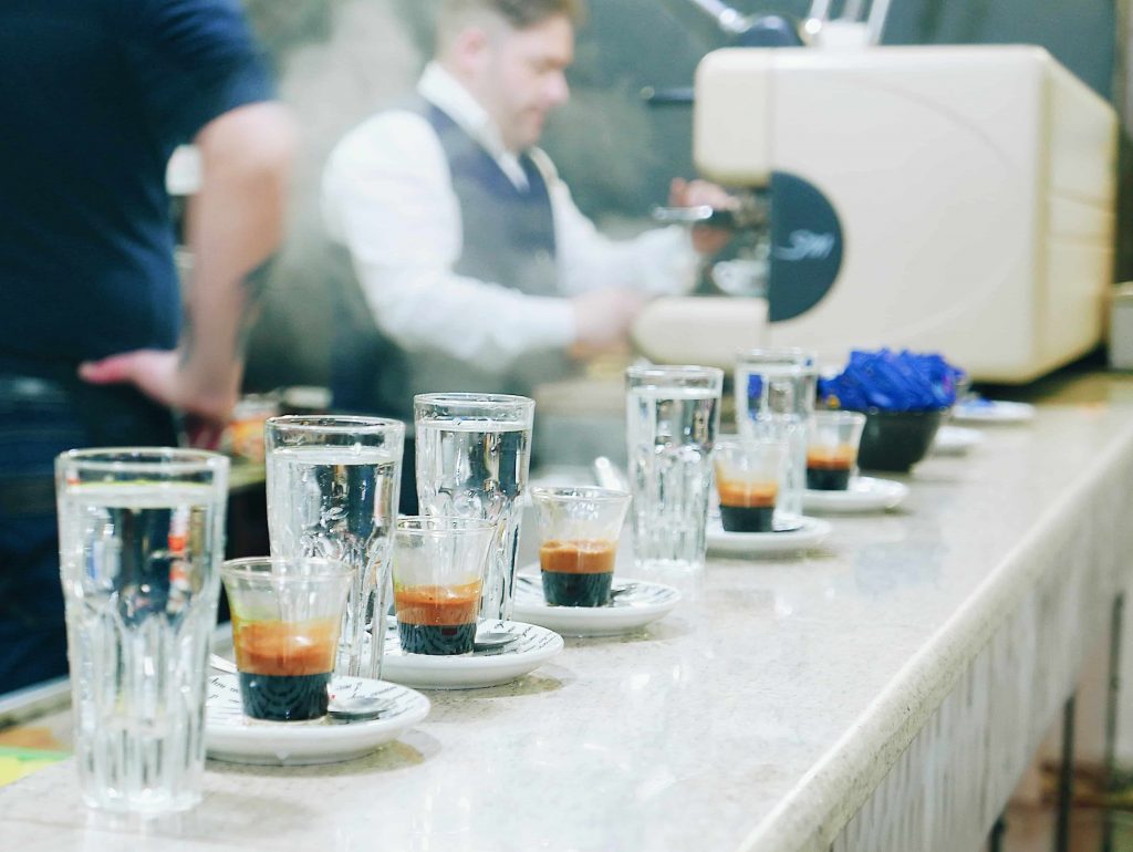 The BEST 5 Coffee Shops in Naples | À La French Food